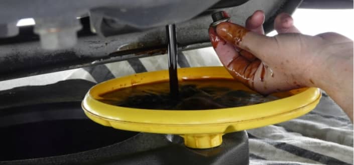 How To Change An Engine Oil Filter: Step By Step Guide | Natrad
